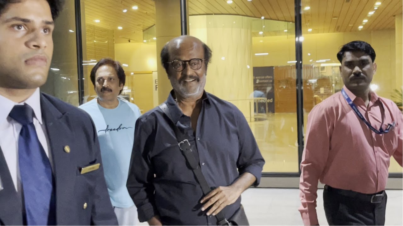 Superstar Rajinikanth Impresses Us With His Simplicity As He Is Spotted ...