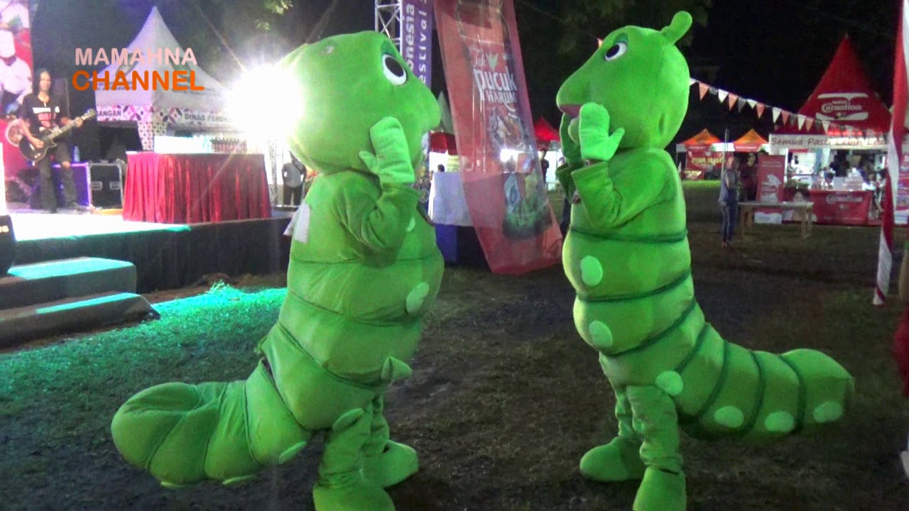 Goyang Maskot Ular Teh Pucuk Harum @Solo Indonesia Festival Culinary ...