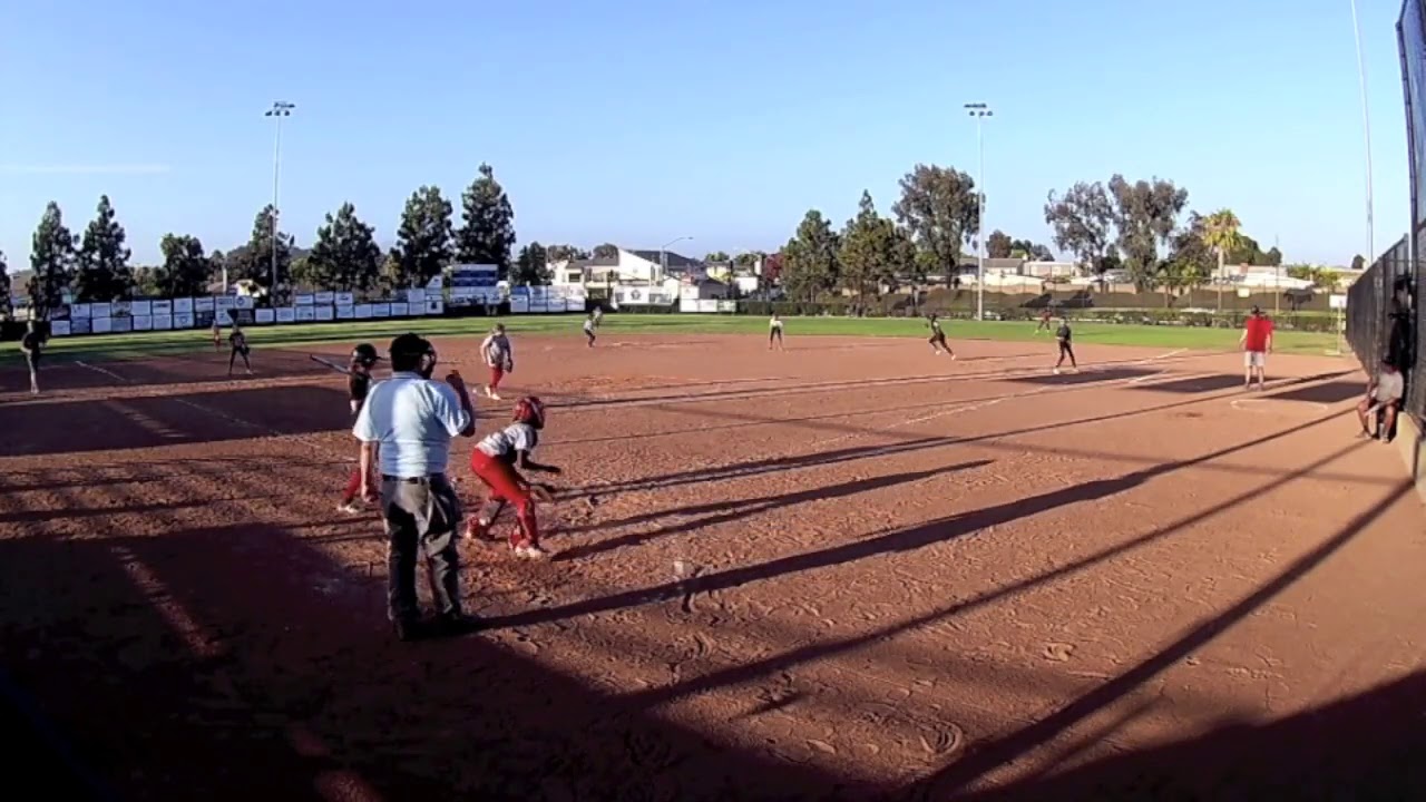 Shortstop catches runner stealing - YouTube