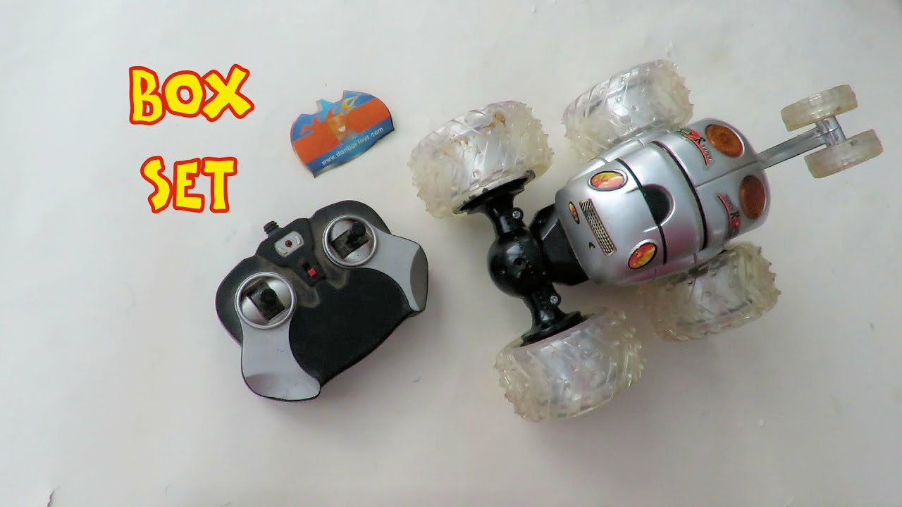 Looking at an old DanBar Toys RC Lunacar Box Set videos 1 to 4 - YouTube