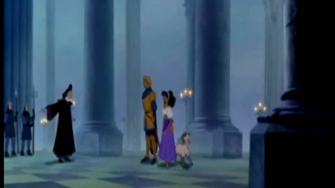 Esmeralda in Notre Dame [Hunchback of Notre Dame] (Female Portuguese ...