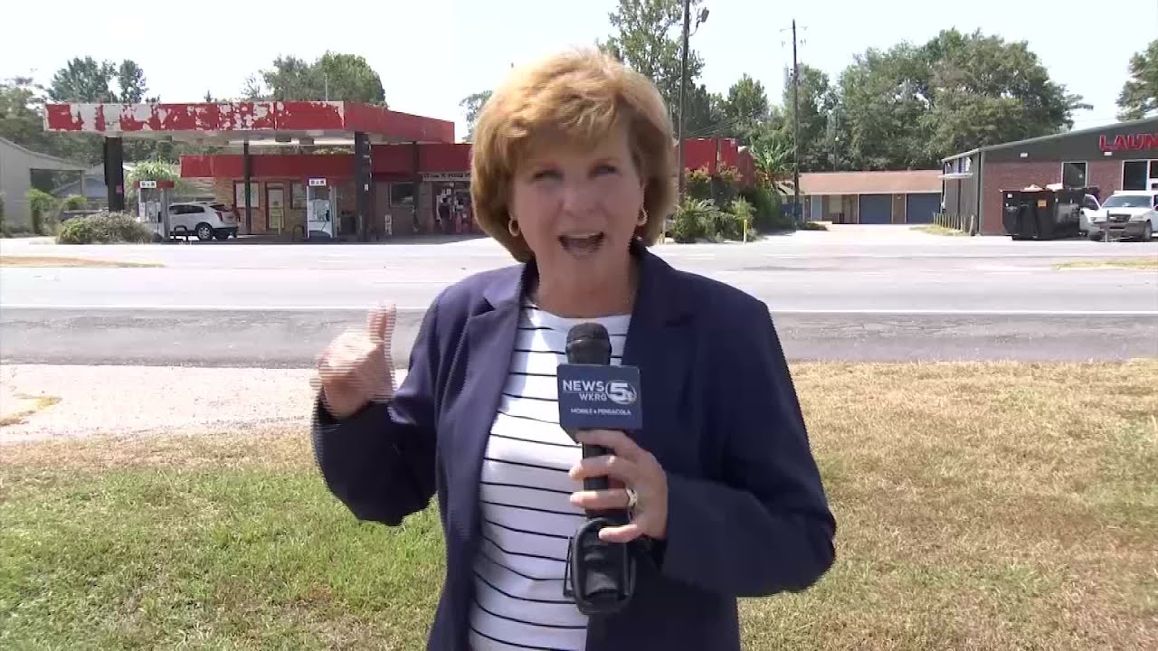 Bay Minette police investigate weekend shootings - YouTube