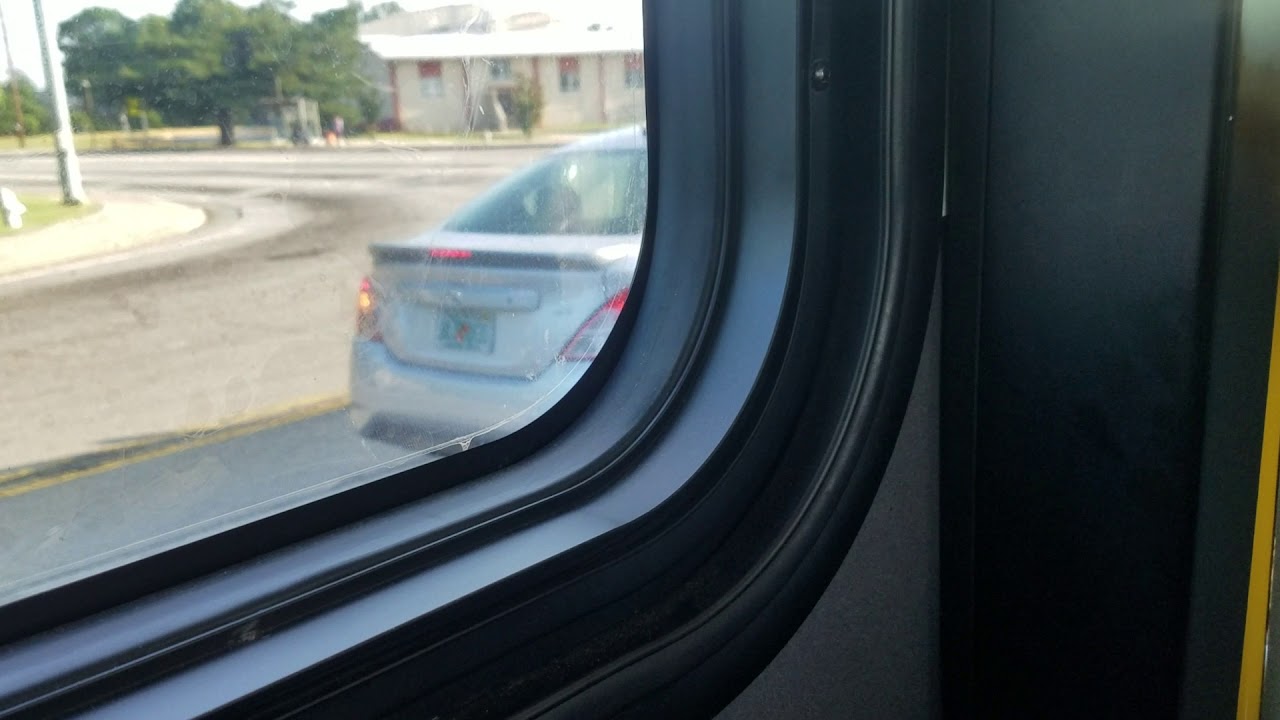 Xn60 bus - YouTube