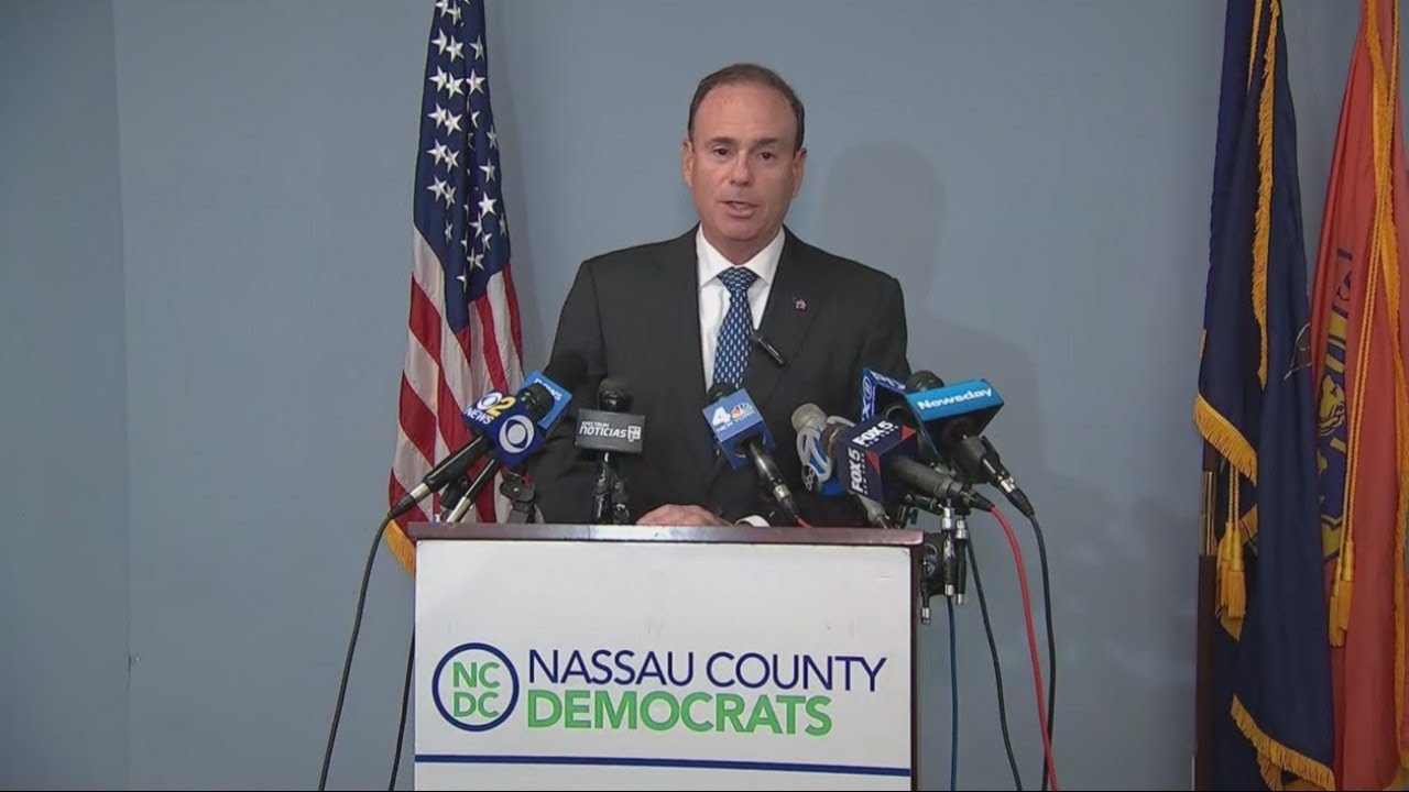 Chair of NY Democratic Party endorses Hochul for full-term as governor ...