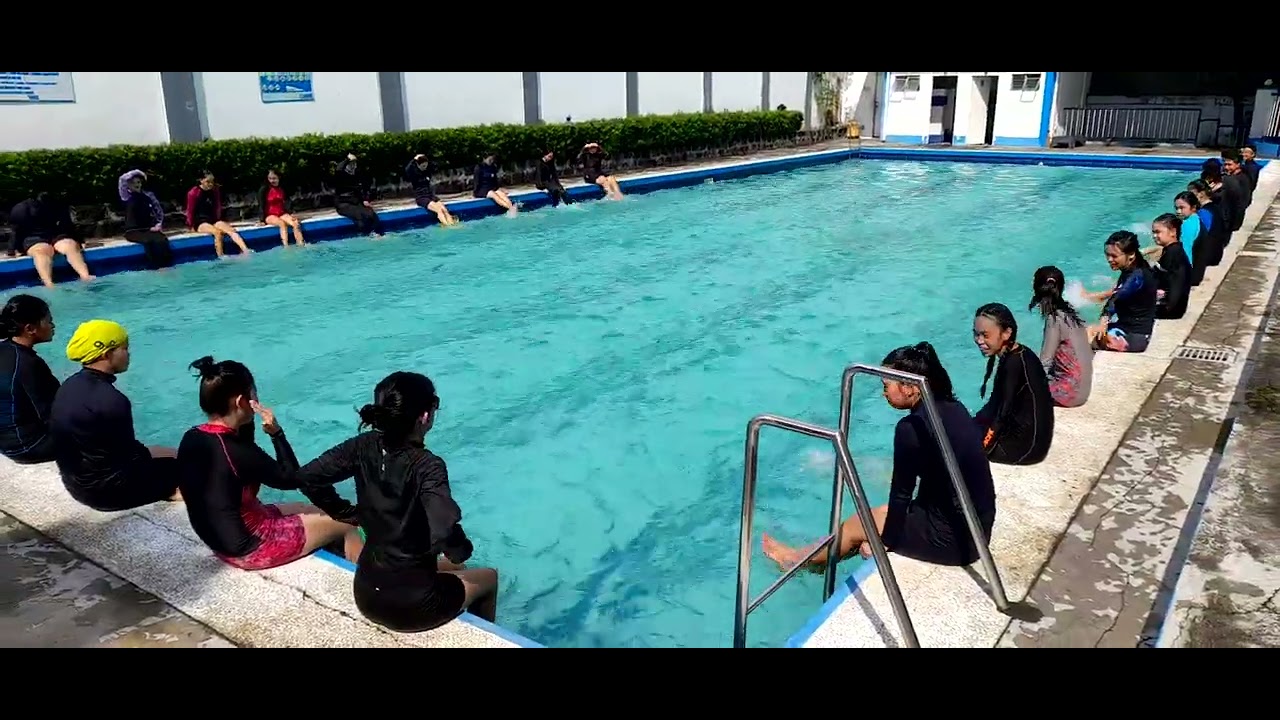 PE 3 Swimming Class - YouTube