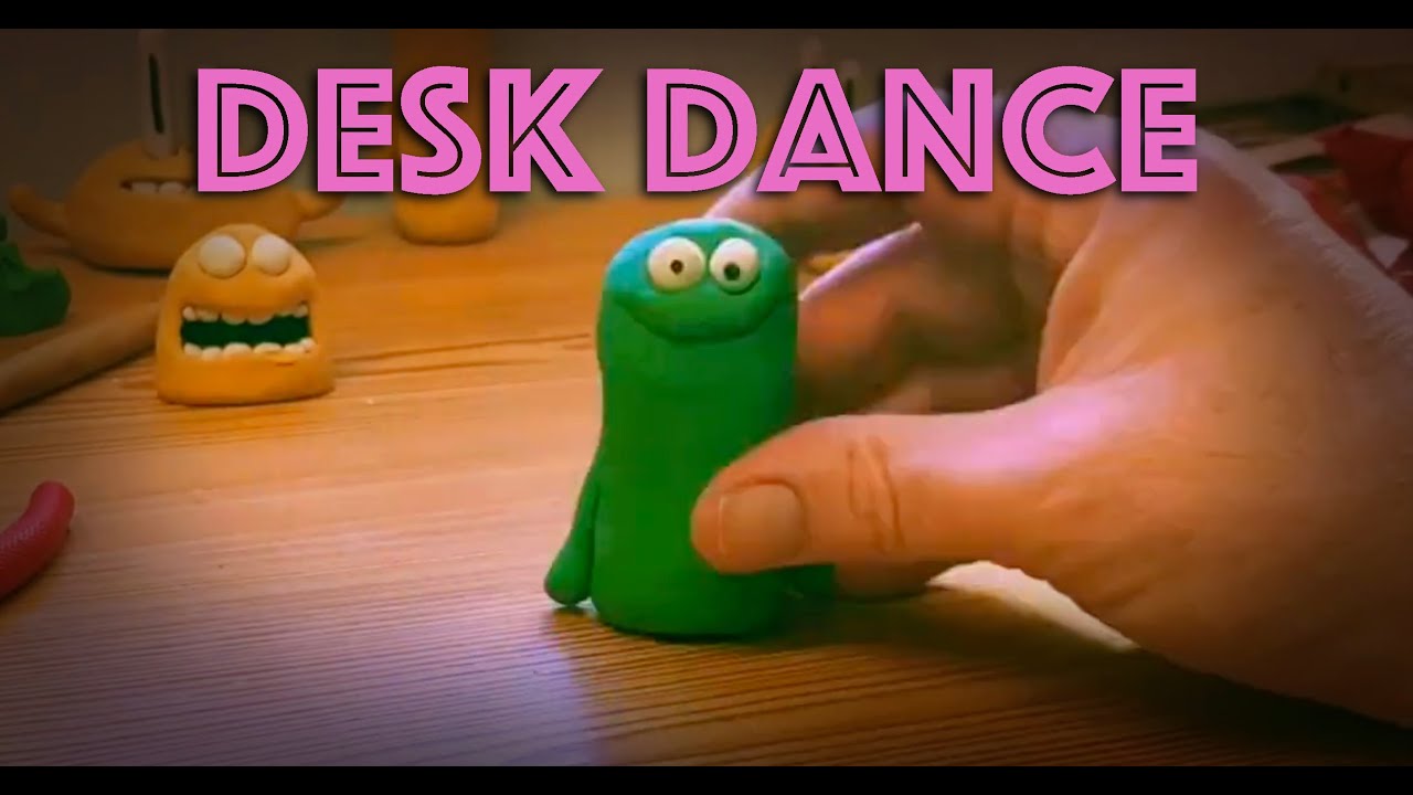 DESK DANCE - SQUASH & STRETCH CLAYMATION #animation #waaber - YouTube