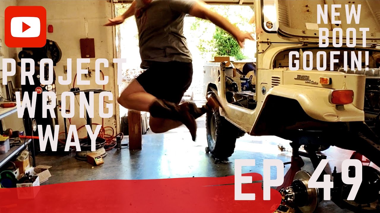 New Boot Goofing, Wifey Helps, Sweat, Steering Bits, Engine Side Cover ...