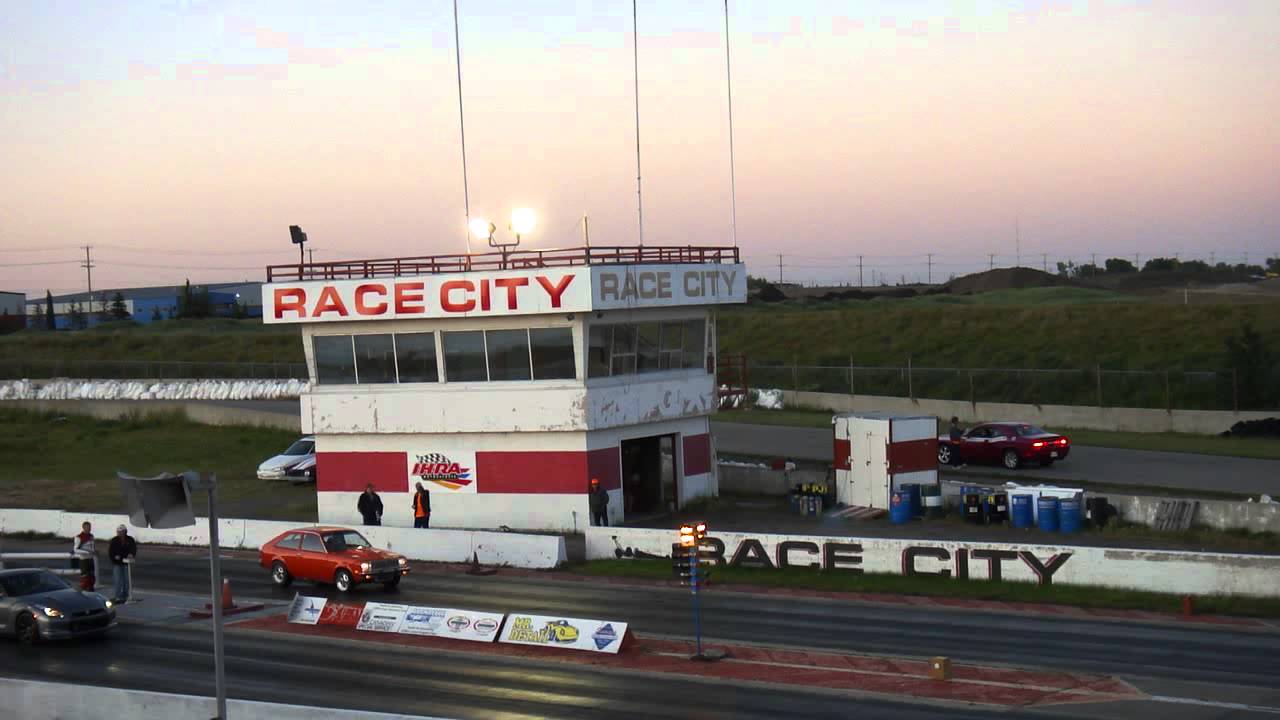 Nissan GTR Drag Strip - Race City Calgary HD - YouTube