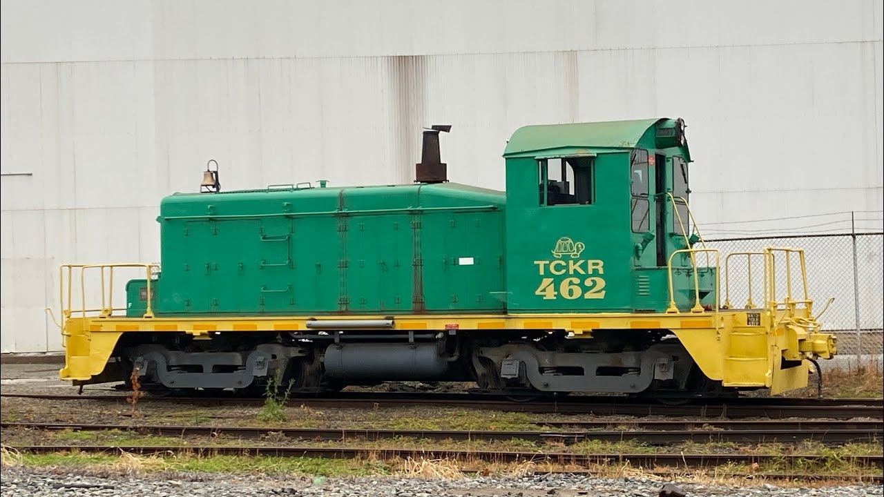 Turtle Creek Industrail Railroad Sw1 still operational. - YouTube