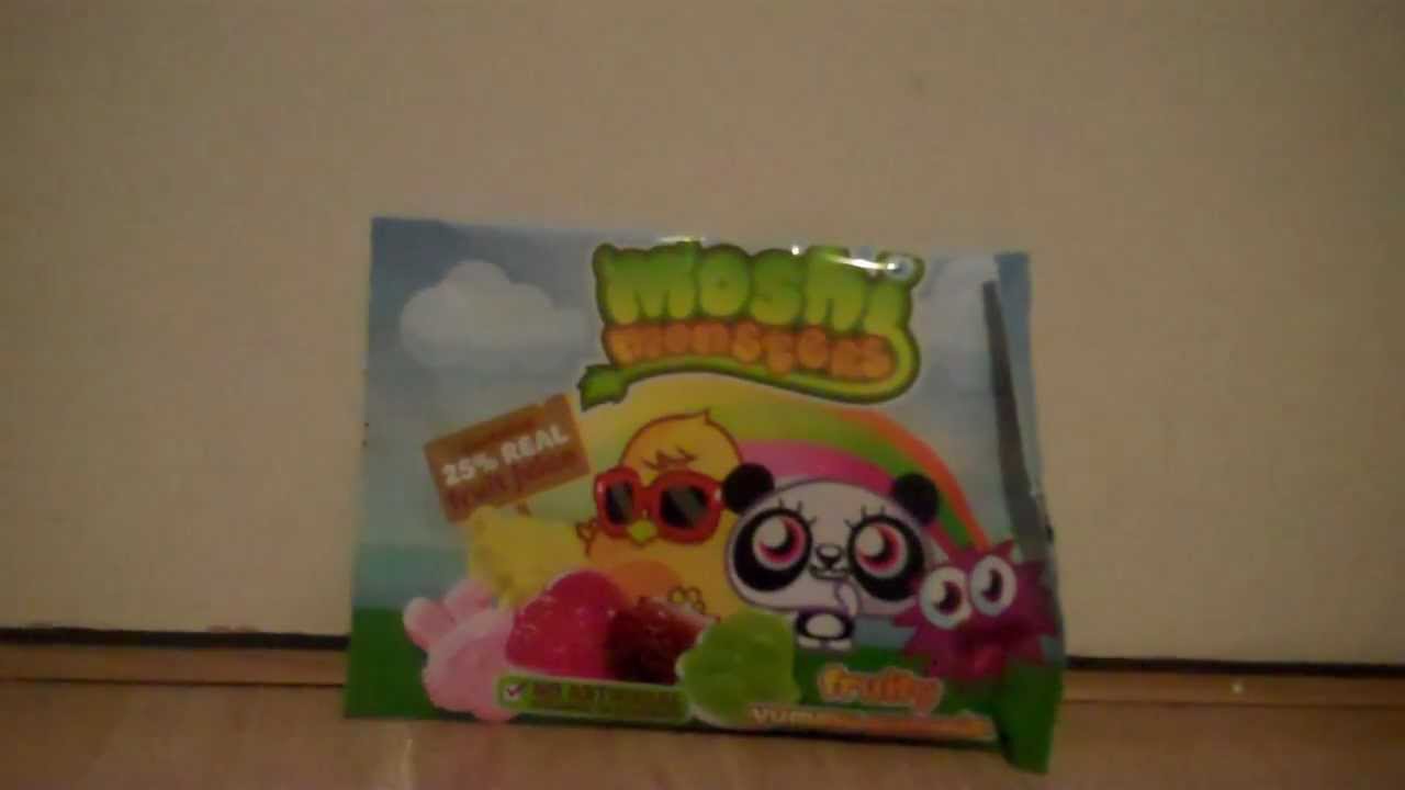 opening moshi monsters sweets - YouTube