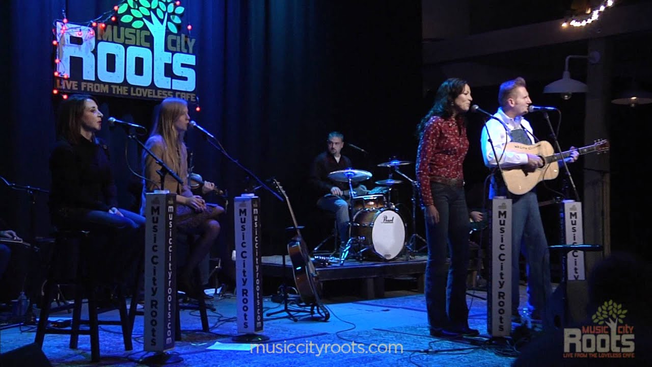 Joey + Rory "It's Christmas Time" - YouTube