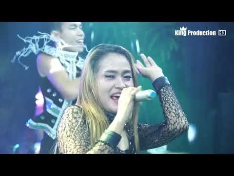 Dayuni - Lia Andrea Live Desa Karajan Tegallurung Cimalaya Karawang