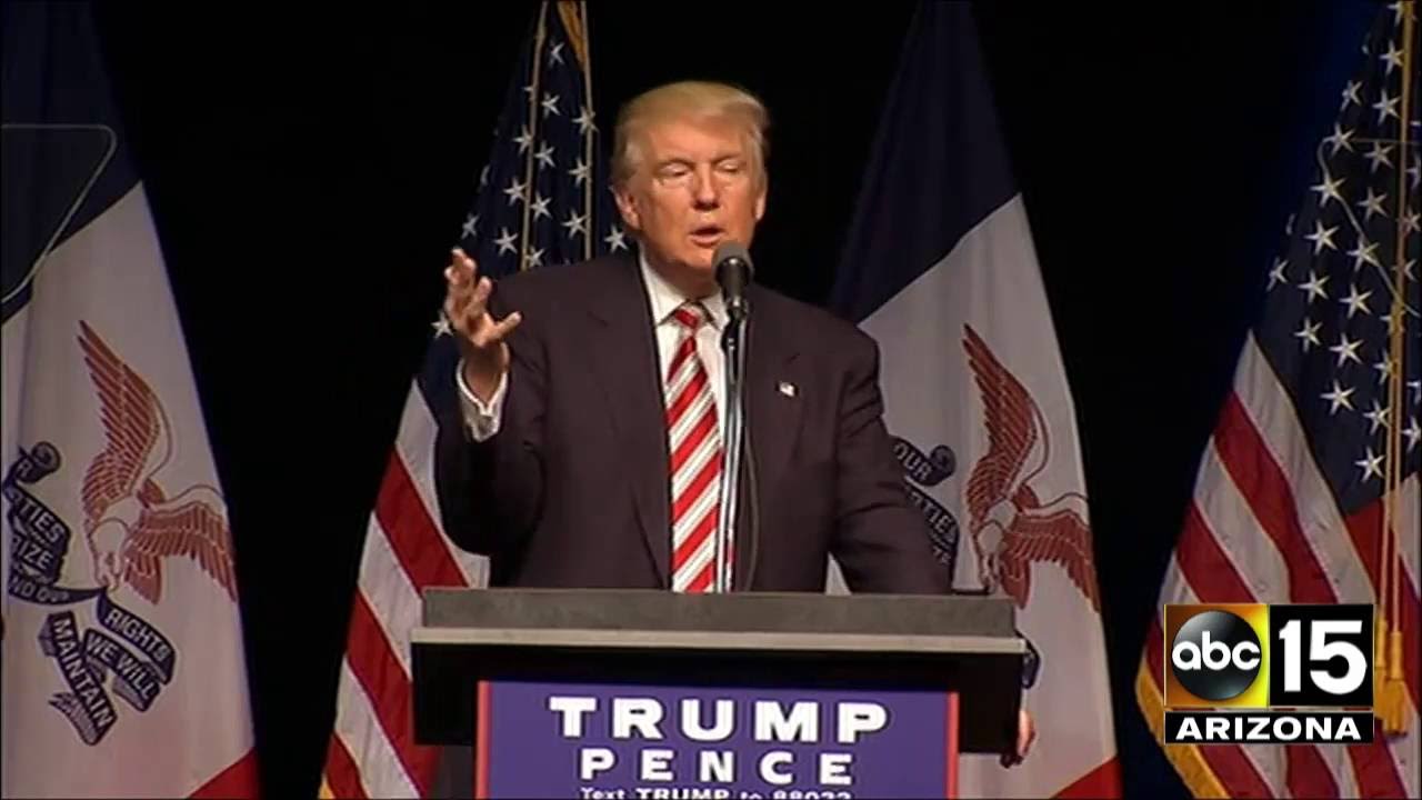 Donald Trump's signature sign off - Des Moines, IA - YouTube