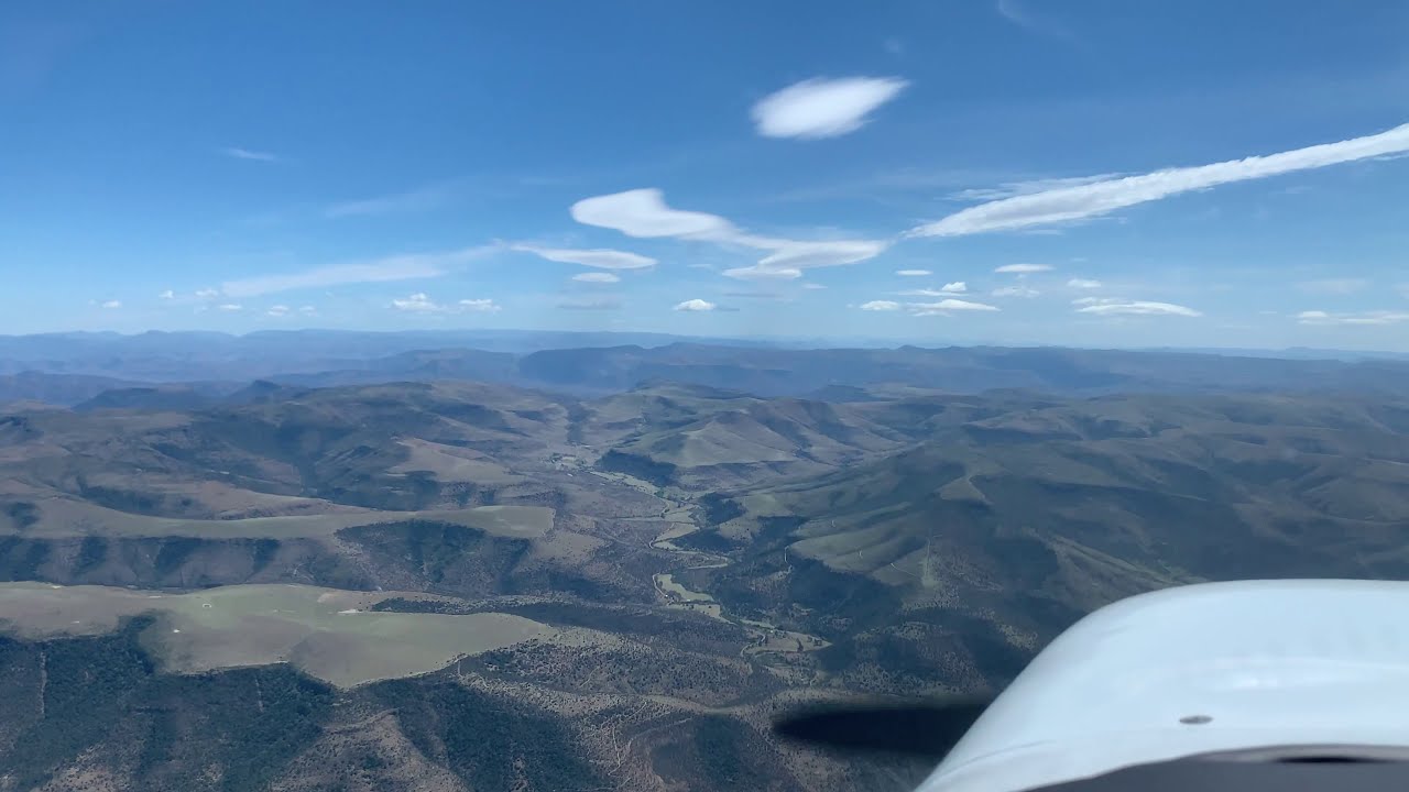 Mooney M20J flying over Eastern Cape Mountains South Africa - YouTube