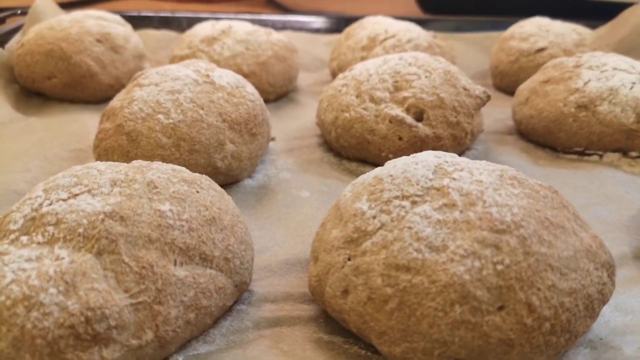 Easy glutenfree & vegan buckwheat buns - YouTube