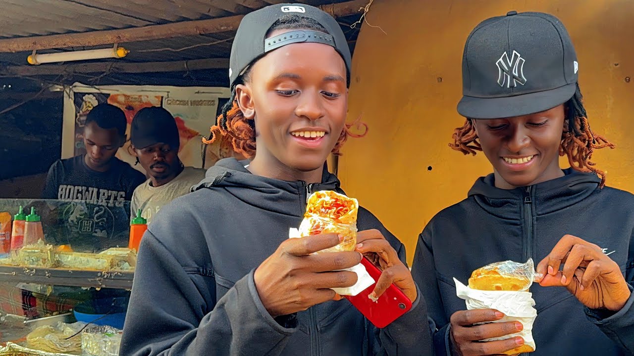 WE SAMPLED THE BEST SMOCHA IN KENYA ! - YouTube