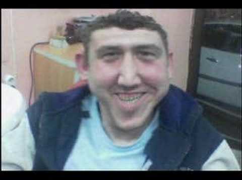 MENEMENLİ KOMİK SURATLAR