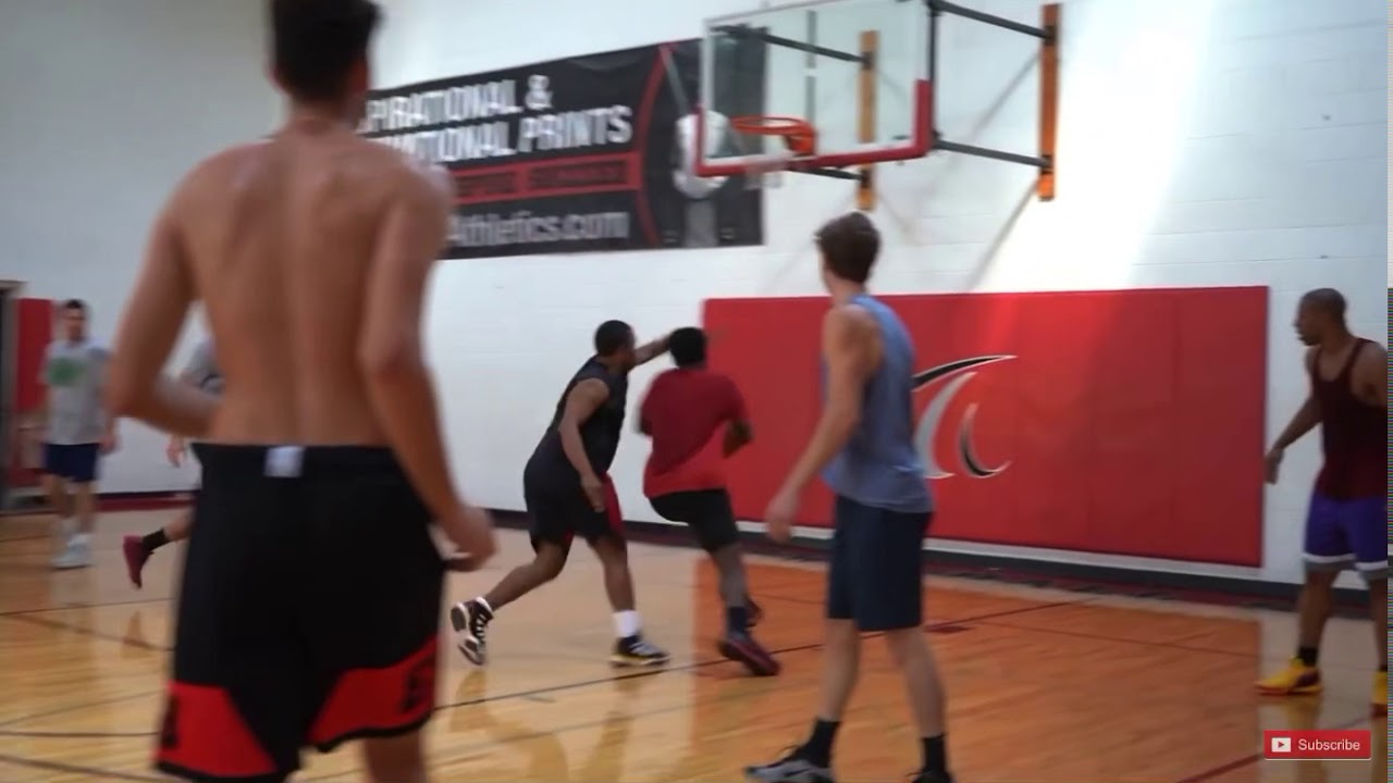 Change of speed between the legs veer step get the defender behind you ...