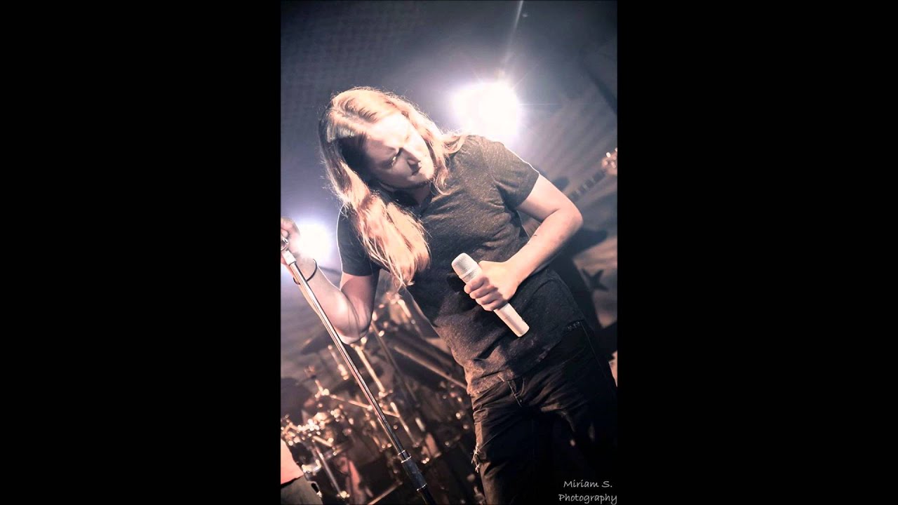 Titanium ft Ricky Rock and David Holleber - YouTube