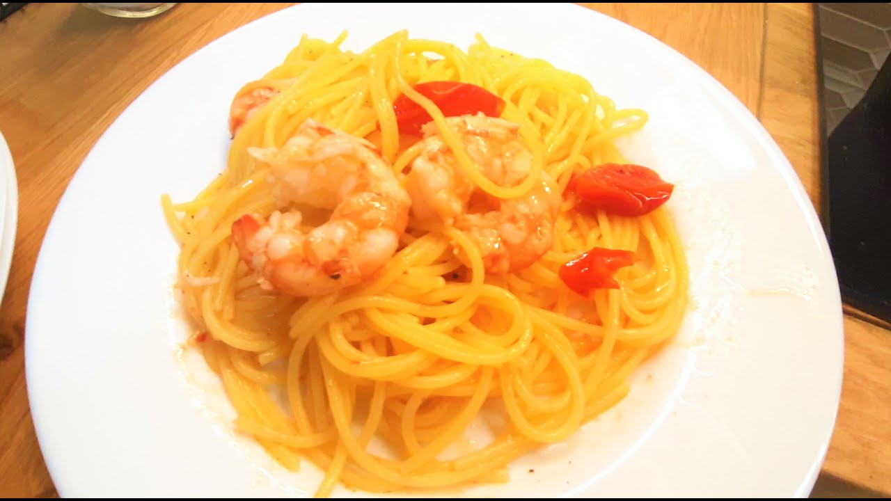 Spaghetti gamberoni e pomodorini Vito Chef (Salerno🇮🇹) ASMR IT/EN ...