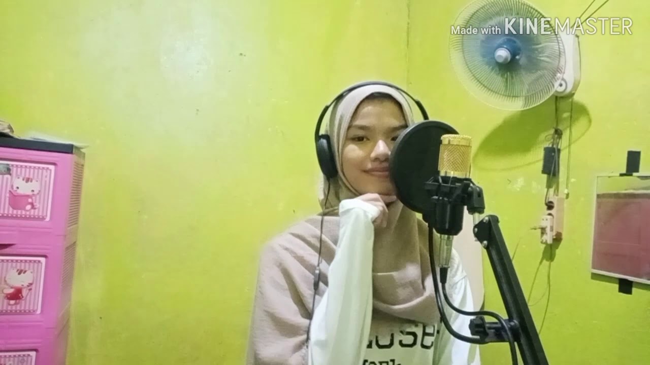 Sakit tak berdarah.cover Meri Andani - YouTube