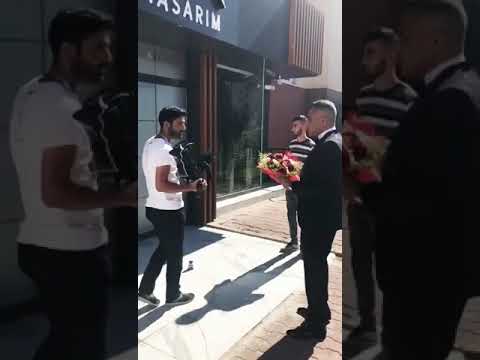 Dillere Destan Gelinin Kuförden Çıkış Anı izlemeye Değer.