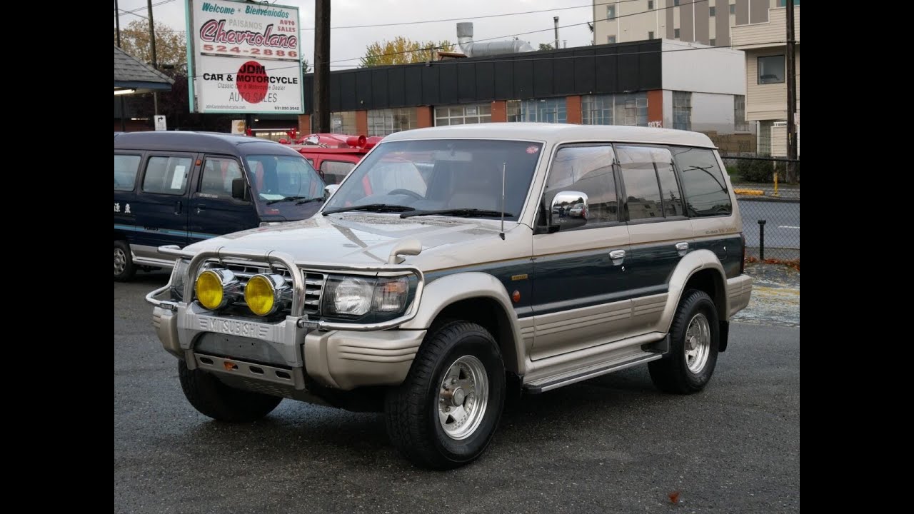 1992 Mitsubishi Pajero Exceed 4x4 V43 48000km! замена антенны - YouTube