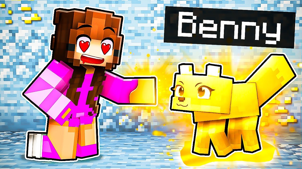 Playing Minecraft as a HELPFUL Golden Fox!! - YouTube