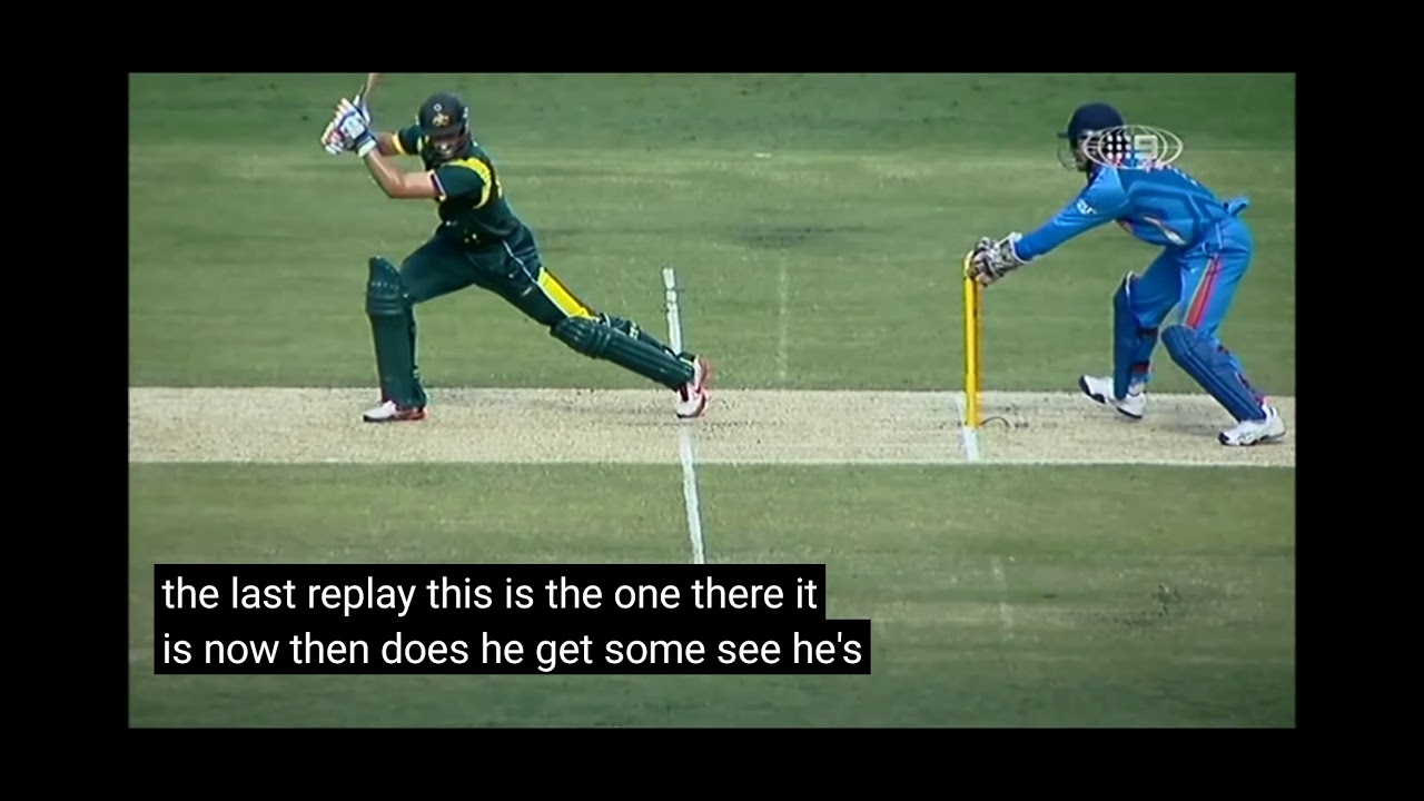 MS DHONI FIGHT WITH UMPIRE FOR DECISION, (RARE). - YouTube