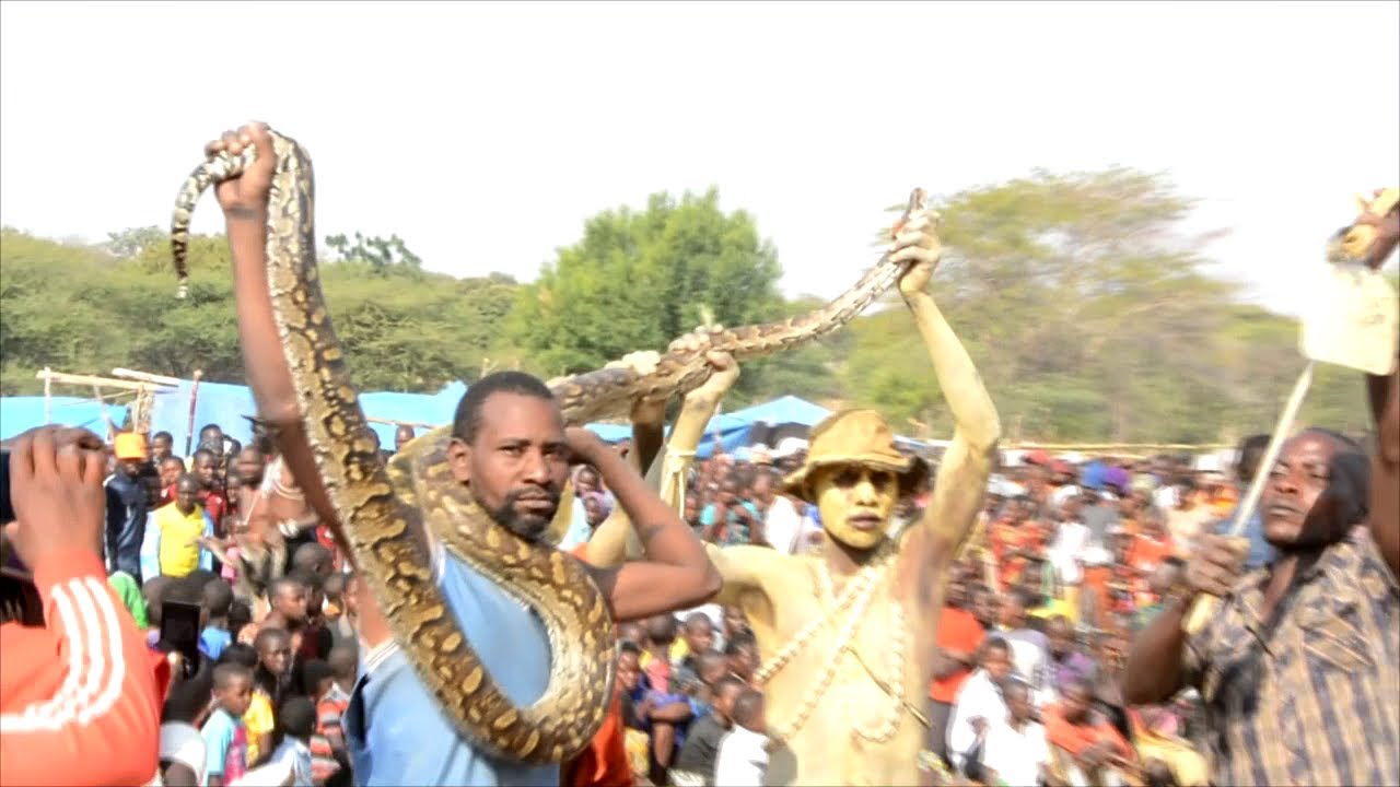 NGOMA YA WAGOYANGI = GOYANGI TRADITIONAL ( TZ ) - YouTube