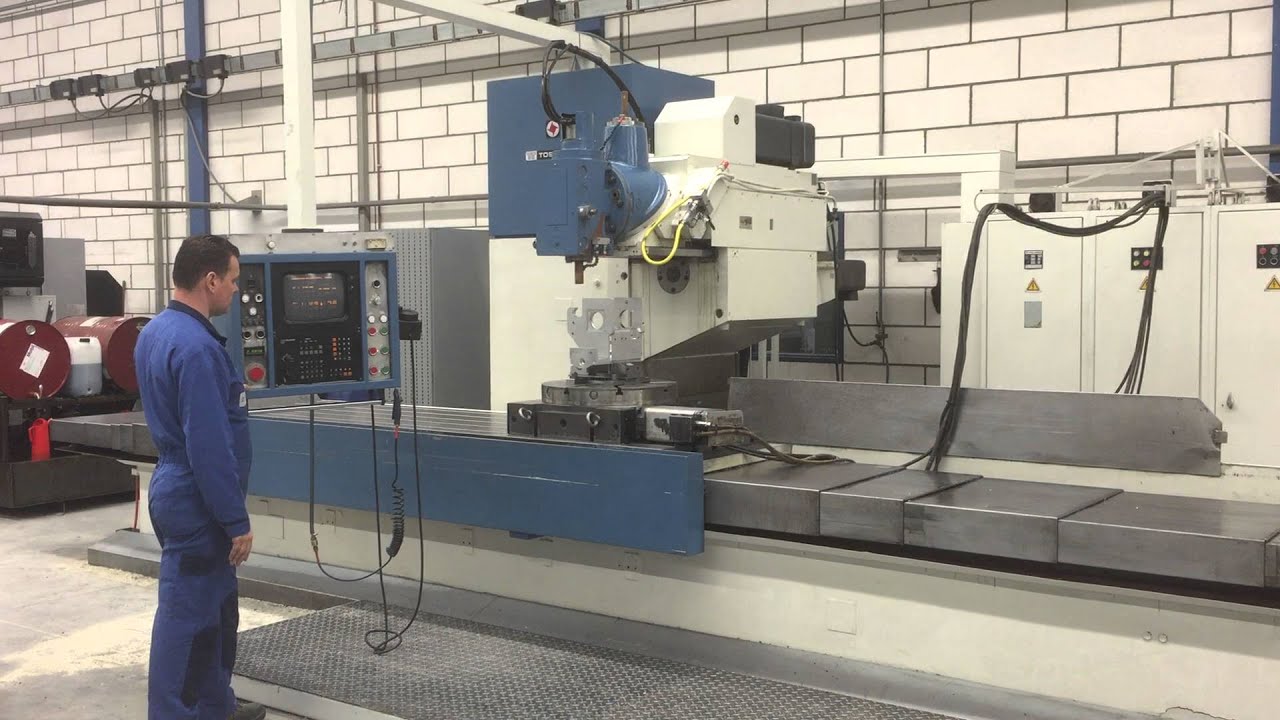 TOS FSS -80 Bedmilling machine - YouTube