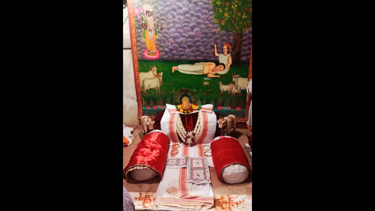 Divine Mangla Aarti Darshan of Giriraj Mukharvind in Jatipura 🌹 श्री ...