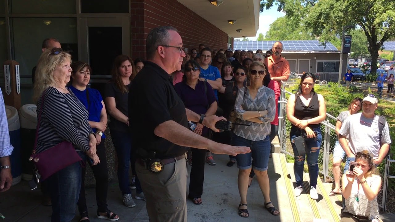 Santa Rosa Police Lt. John Snetsinger announces suspect in custody ...