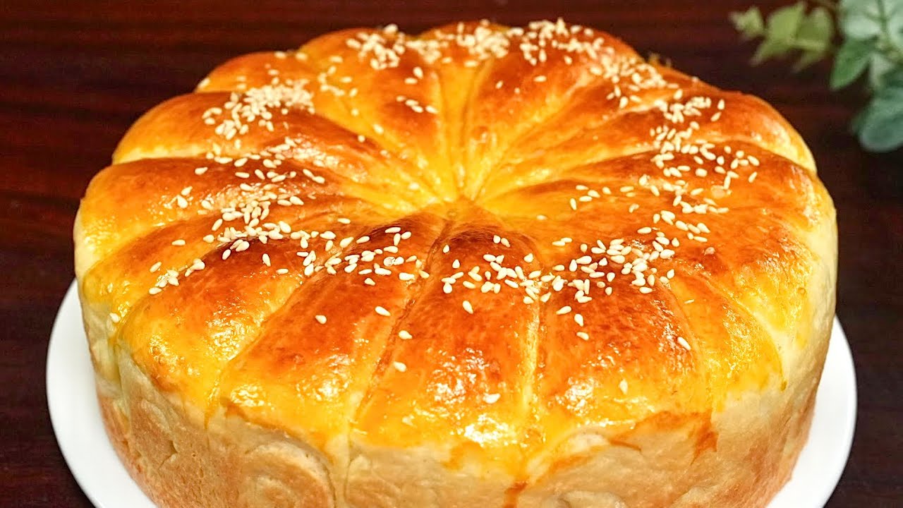 FAMOUS Cheese Bread! Super Simple and Delicious! - YouTube