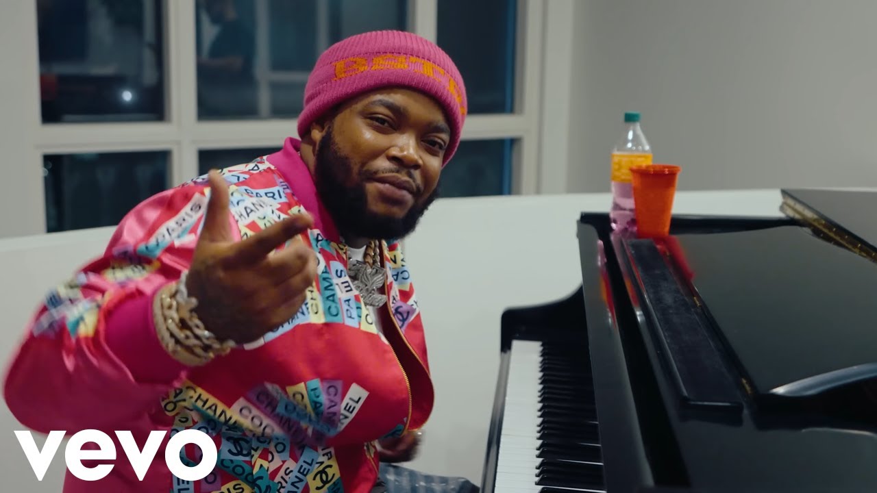 BossMan Dlow ft. BigXthaPlug - Whole Lotta Dlow [Music Video] - YouTube