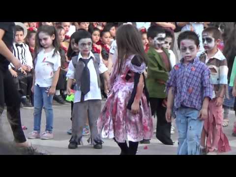 Thriller Michael Jackson - Pre kinder C (Gala Amanda Labarca 2015)