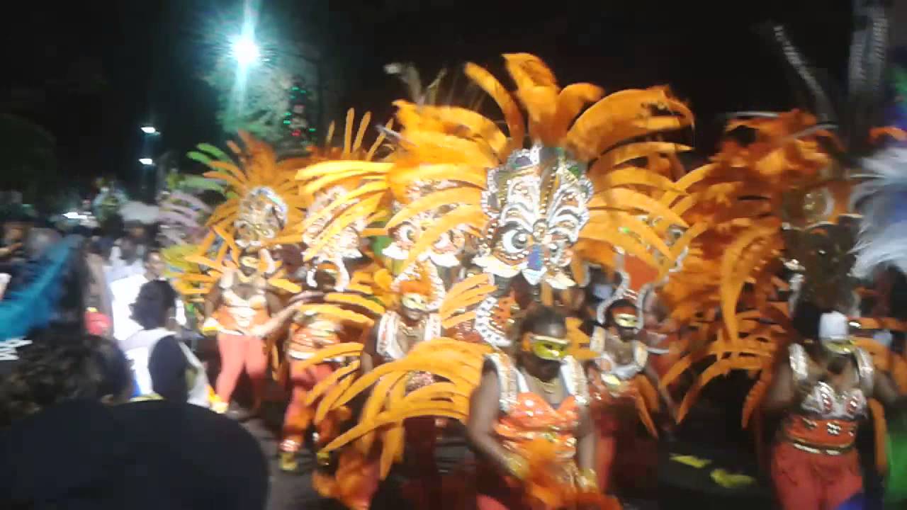 Saxons new years 2014 shirley - YouTube