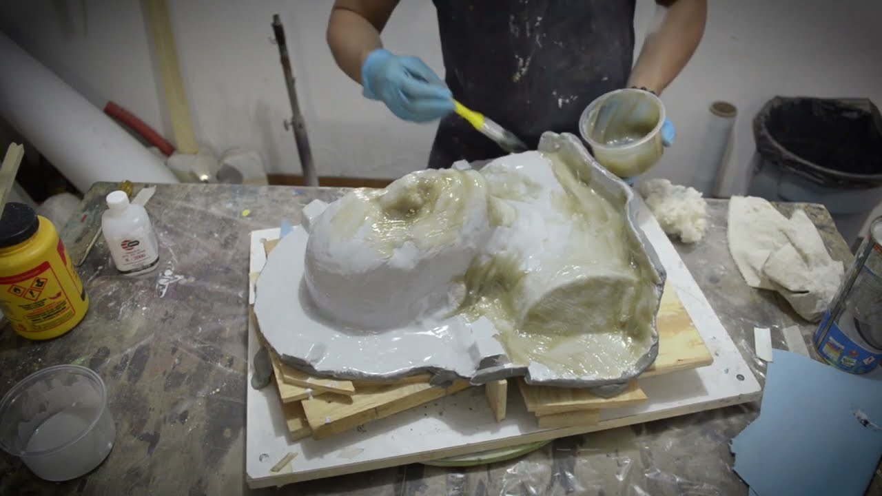 Como hacer un molde de una cabeza - YouTube