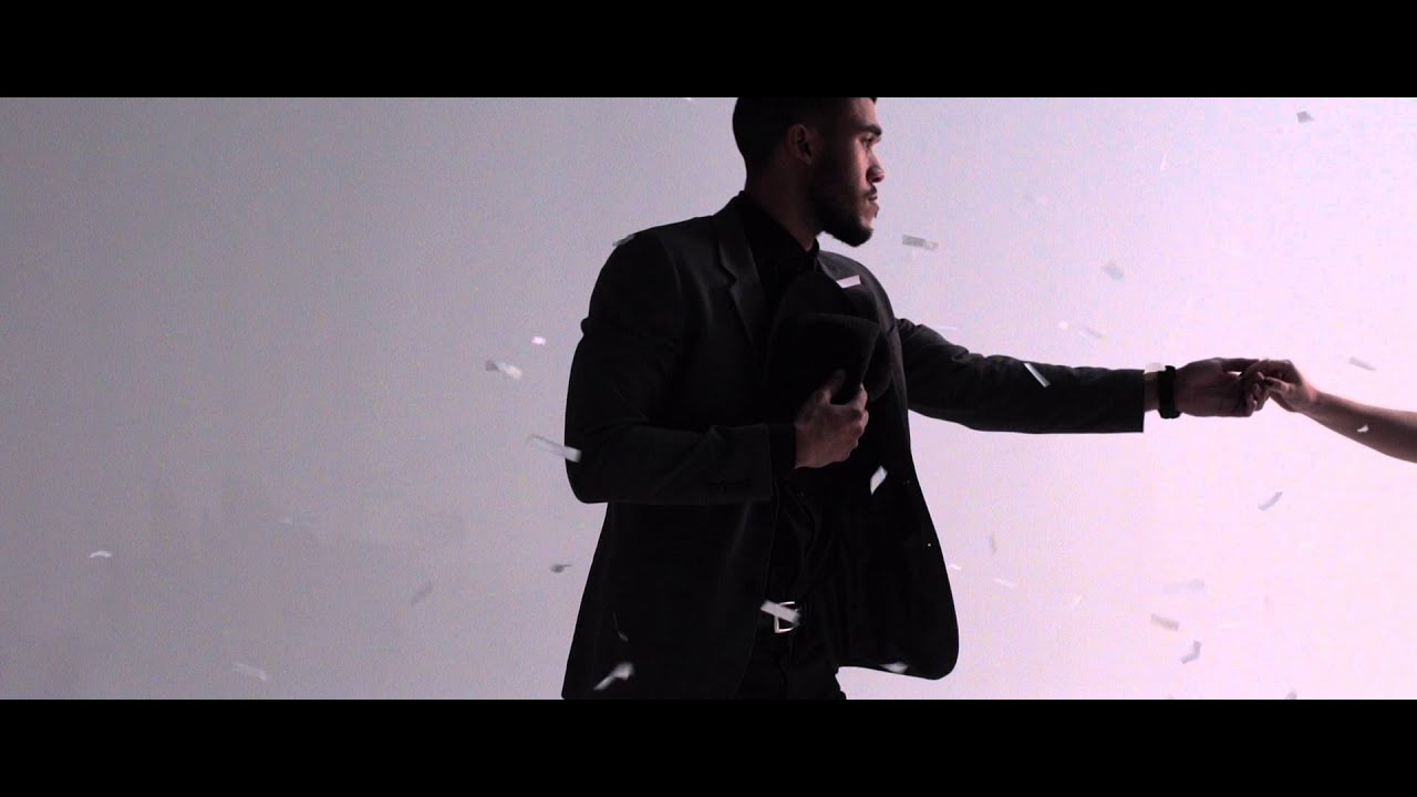 Emily Vaughn - A Dream Is A Wish Your Heart Makes - YouTube