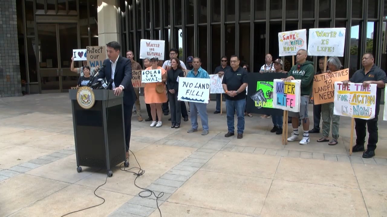 Protest against new Oahu landfill site at the State Capitol - YouTube