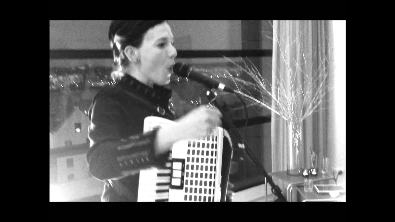 Cato Fluitsma - Opblaaspop - YouTube