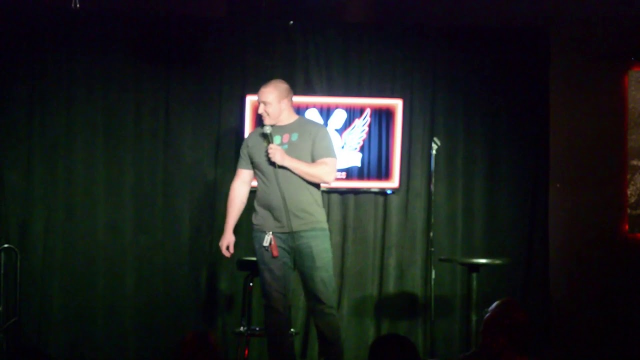 Garrett Hall- LA Comedy Club (Las Vegas) - YouTube