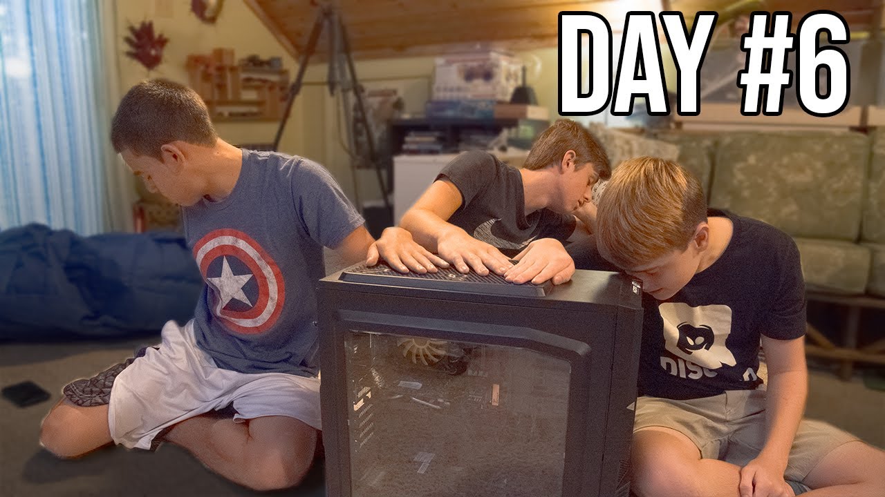 Last To Remove Hand, Wins Gaming PC Challenge - YouTube
