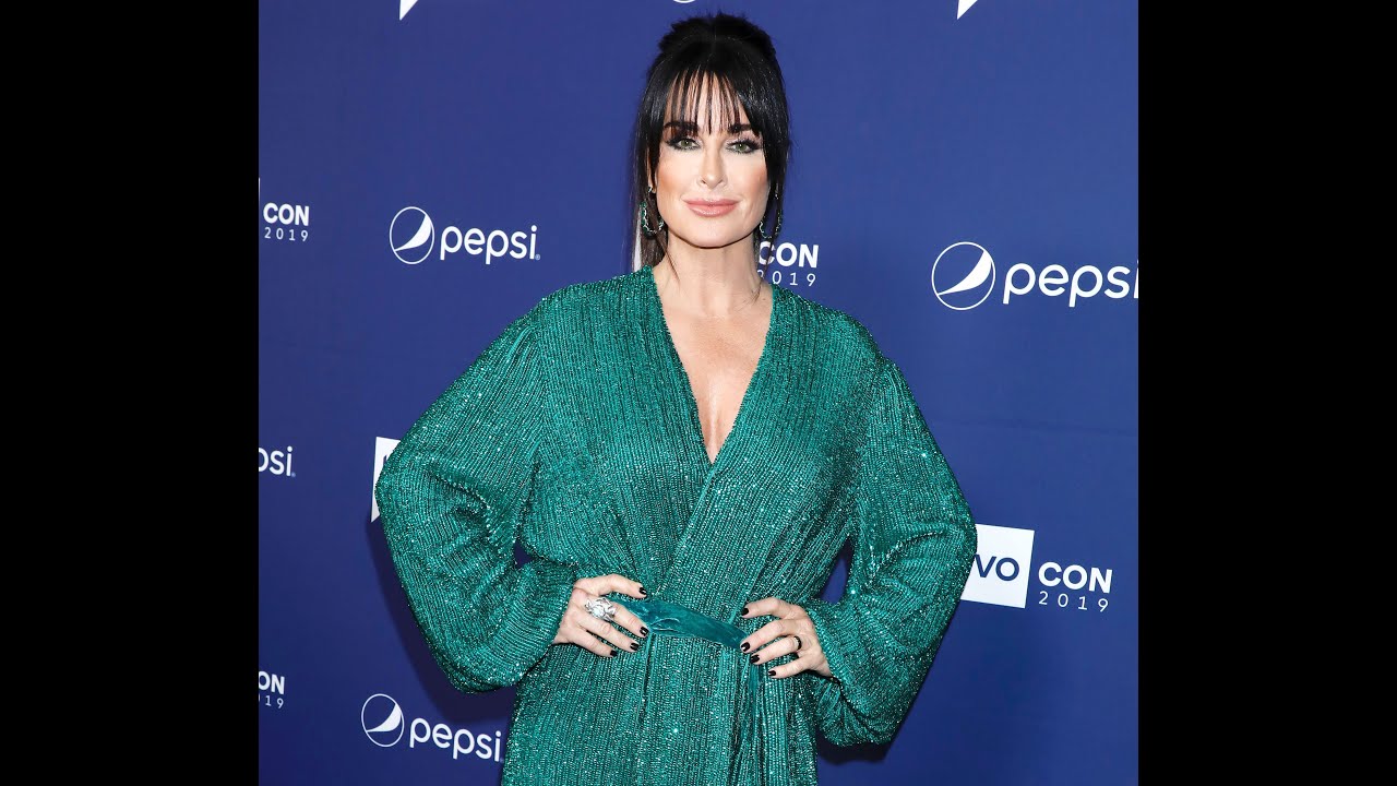 Kyle Richards Reacts to Meme Implying She Was Responsible for Pump ...