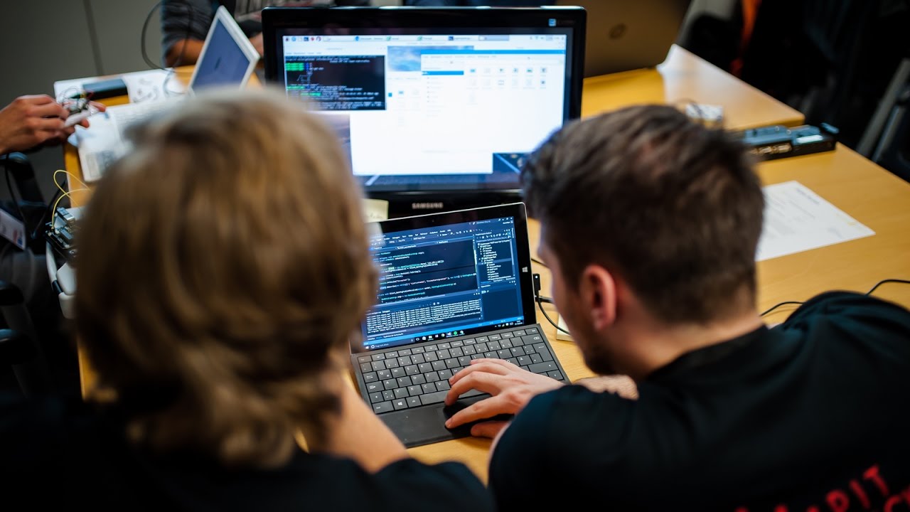 PIT Hackathon 2016 - YouTube