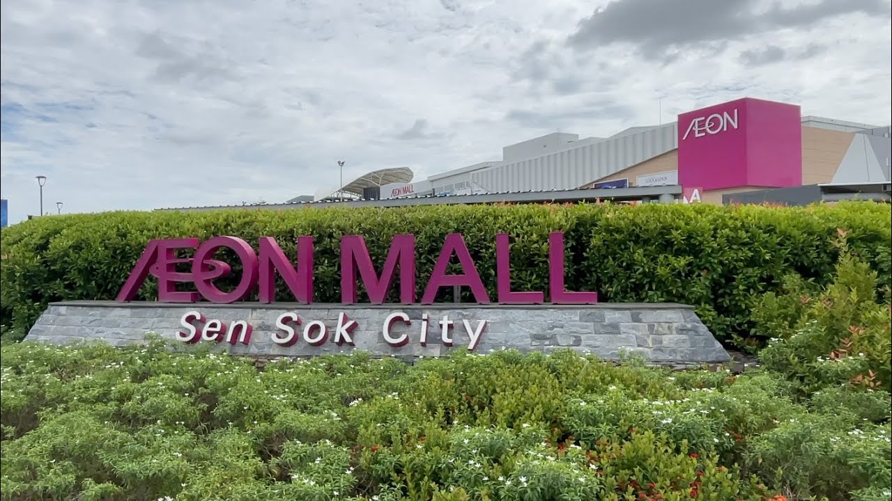 A Shopping Mall in Cambodia - YouTube