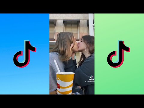 Tiktok lesbian couple, hot kiss, tiktok lesbian kiss