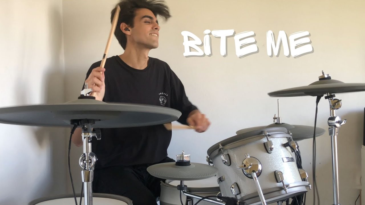 Andrew Michelli - Avril Lavigne - Bite Me (Drum Cover) - YouTube