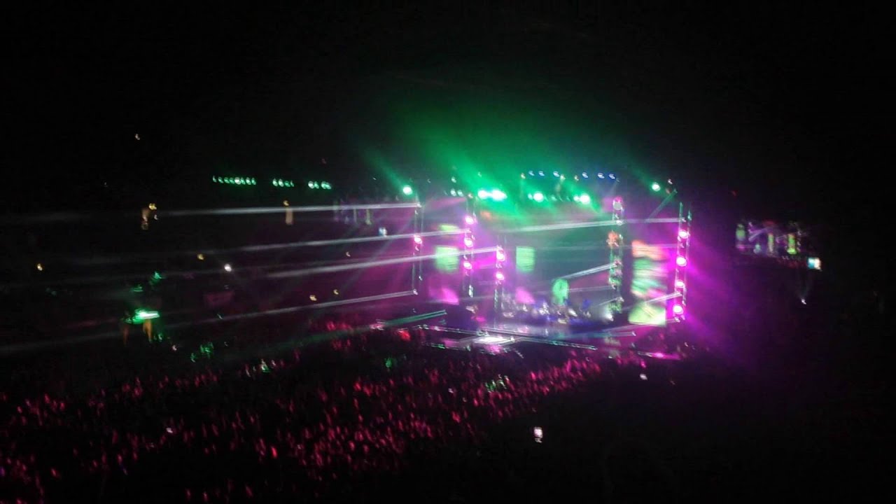 [LIVE] Labrinth - Earthquake | WE DAY 2016 UK SSE WEMBLEY ARENA 09/03 ...