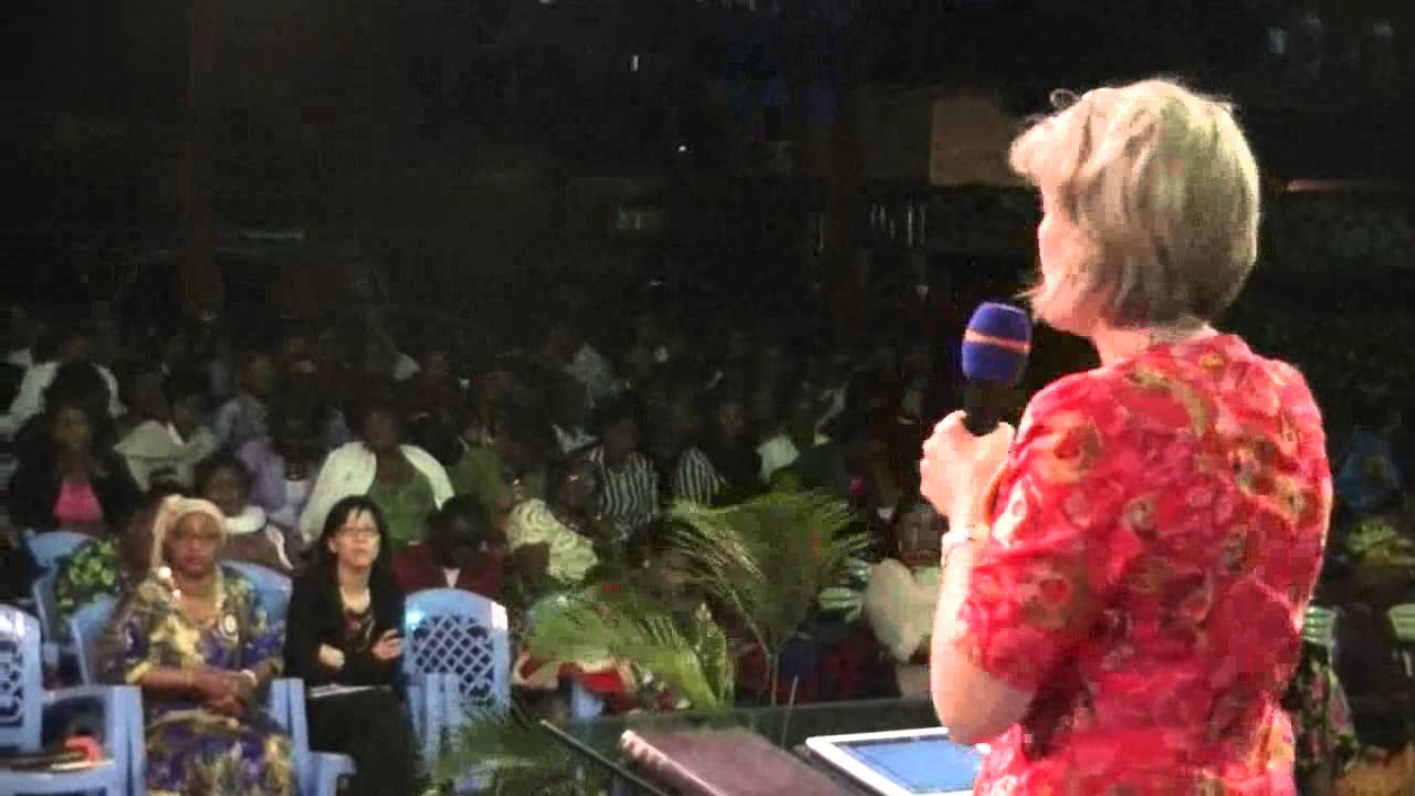 Dr RUTH GREEF - TA TERRE PROMISE - YouTube